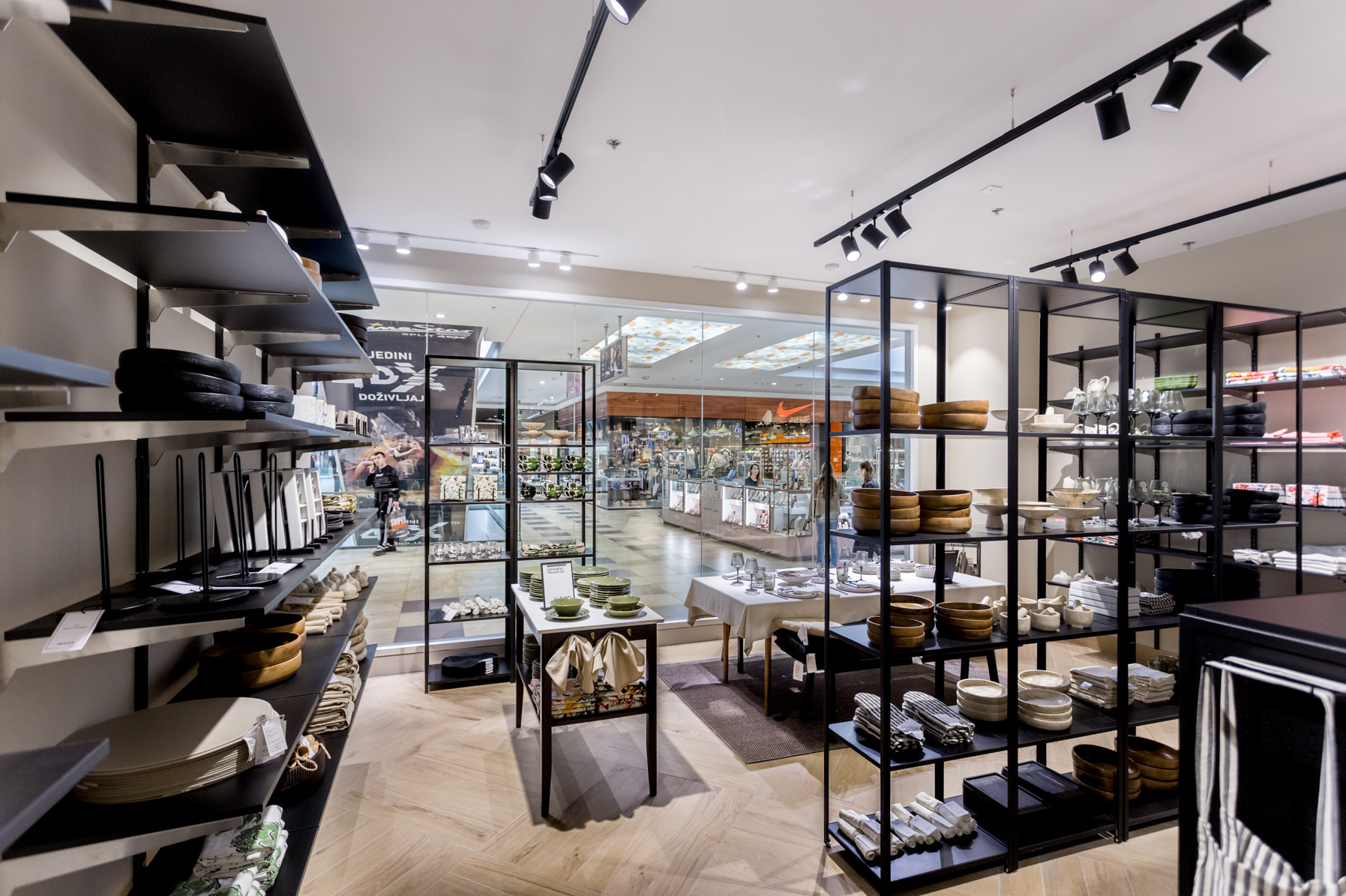 H&M HOME – Mall of Split