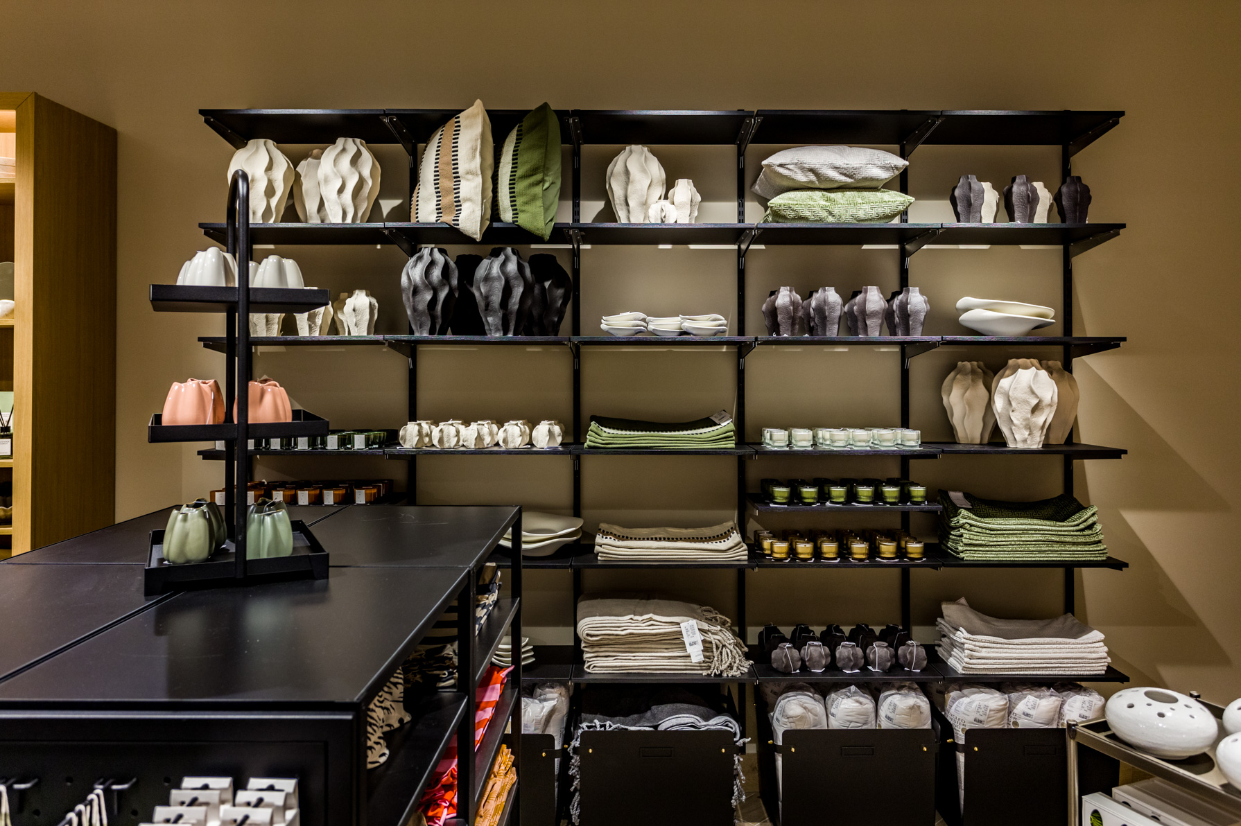 H&M HOME – Mall of Split