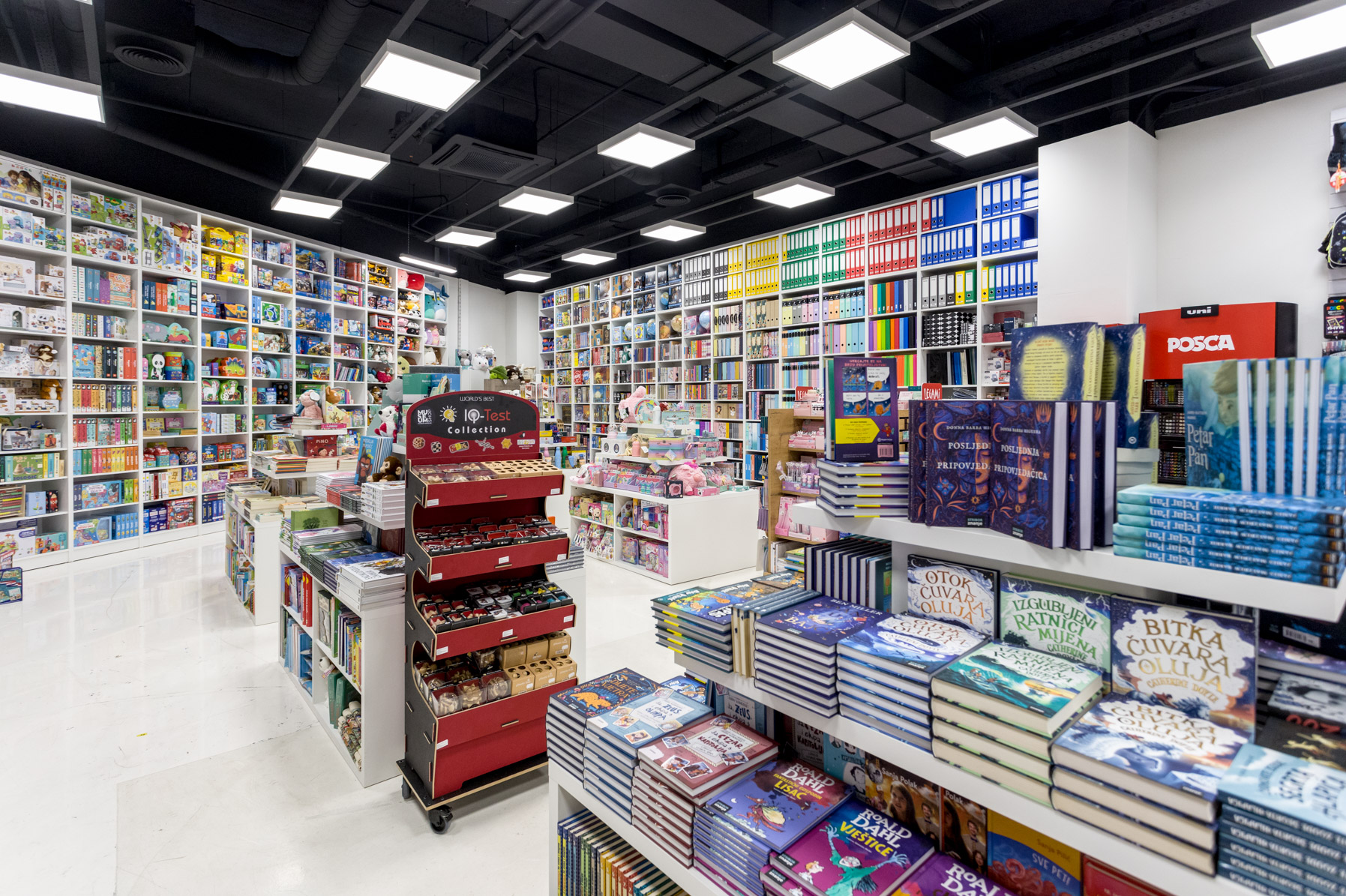 Knjižara znanje – Mall of Split